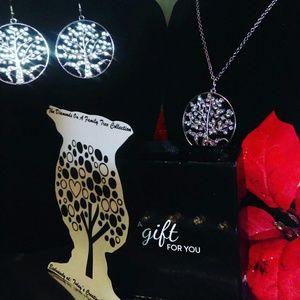Jewelry | The Diamonds On A Family Tree Collection | Poshmark